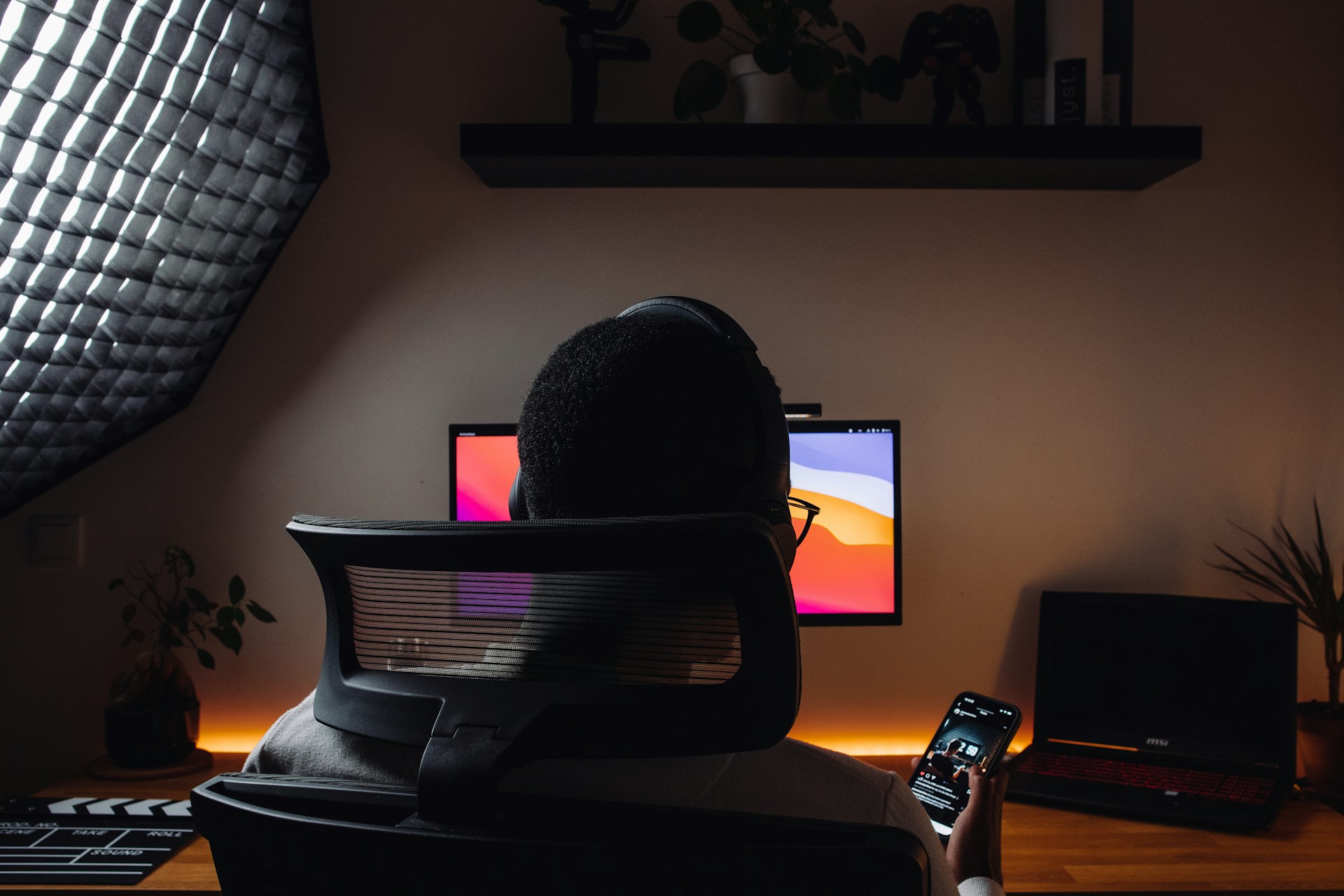 How to Monetize a Gaming YouTube Channel in 2025 - Electron Magazine