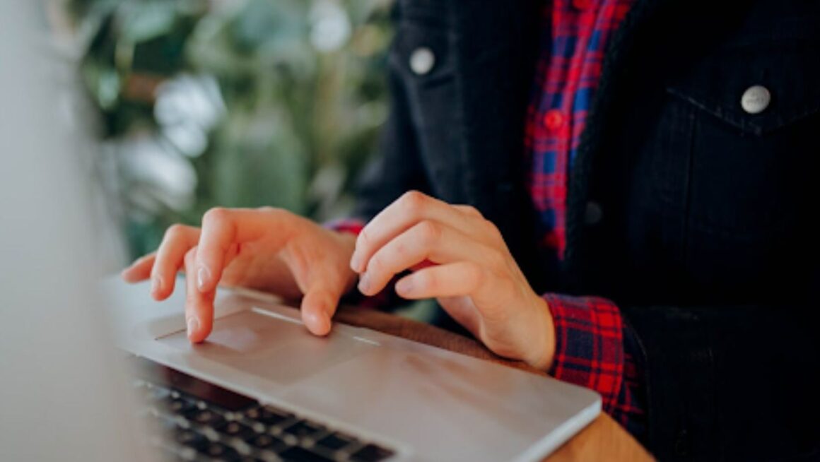 The 3 Finest Strategies To Clean Up Your Digital Footprint - Electron ...